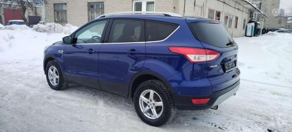 Blue Ford Kuga 2016 in Klaipeda, with an engine capacity of 1.50 L and mileage of 135 thousand km for 8600 €, photo 4 on AUTOMOTO.COM.LV