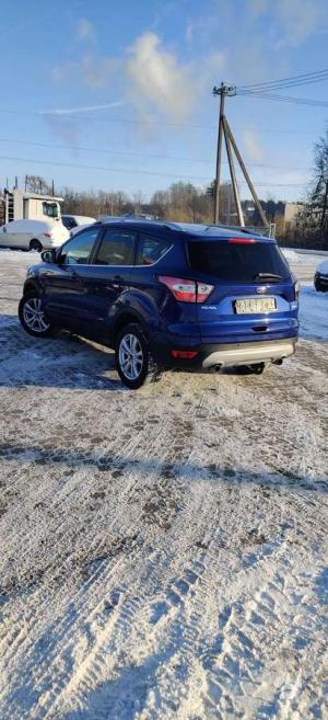 Blue Ford Kuga 2018 in Radviliskis, with an engine capacity of 1.50 L and mileage of 137 thousand km for 10600 €, photo 4 on AUTOMOTO.COM.LV