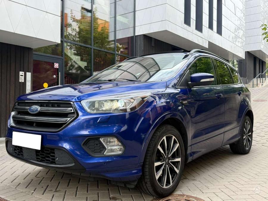 Blue Ford Kuga 2018 in Kaunas, with an engine capacity of 1.50 L and mileage of 254 thousand km for 9600 €, photo 1 on AUTOMOTO.COM.LV