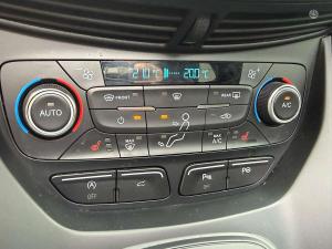 Blue Ford Kuga 2018 in Kaunas, with an engine capacity of 1.50 L and mileage of 254 thousand km for 9600 €, photo 16 on AUTOMOTO.COM.LV