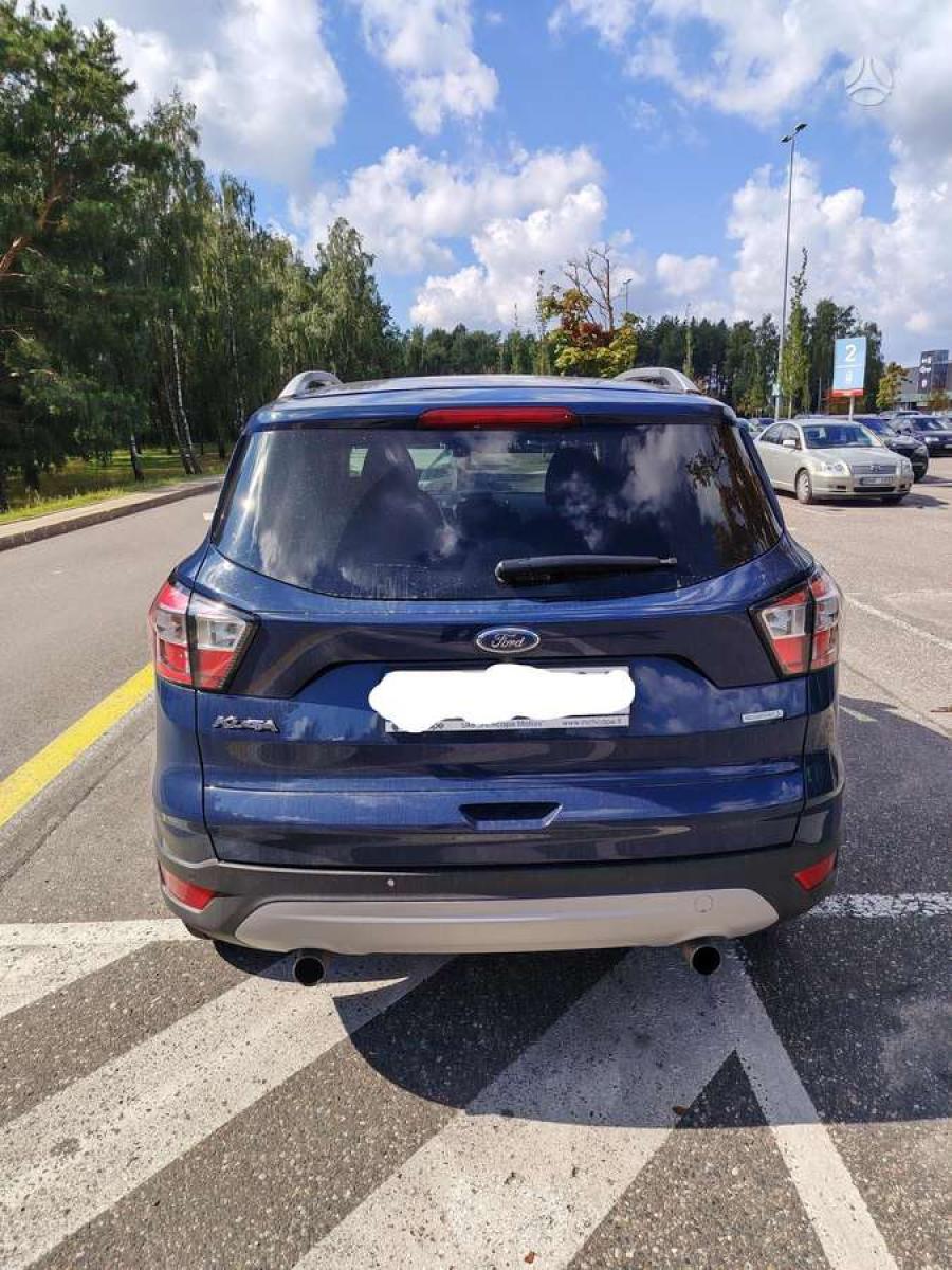 Blue Ford Kuga 2018 in Vilnius, with an engine capacity of 1.50 L and mileage of 117 thousand km for 10500 €, photo 3 on AUTOMOTO.COM.LV
