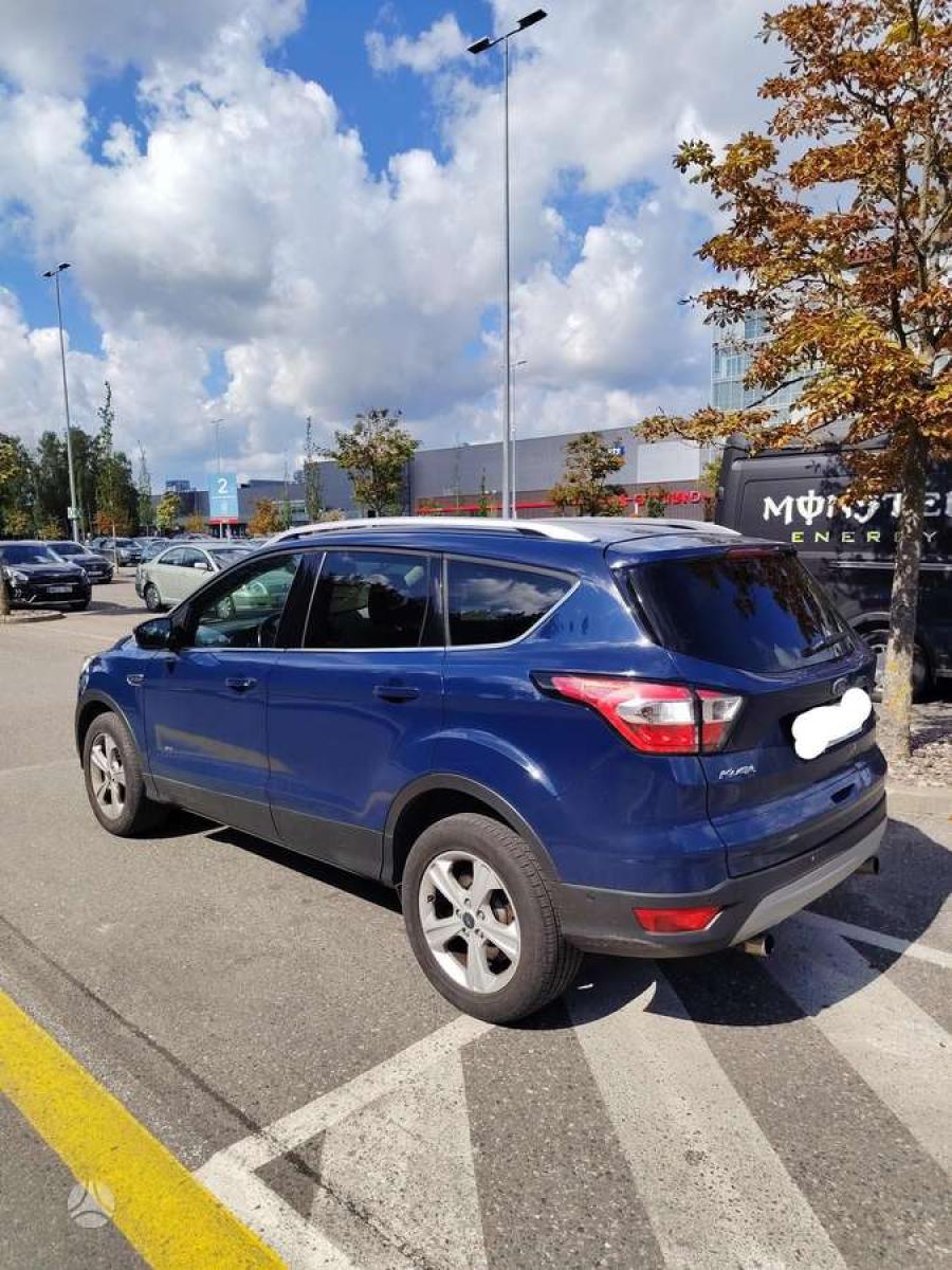 Blue Ford Kuga 2018 in Vilnius, with an engine capacity of 1.50 L and mileage of 117 thousand km for 10500 €, photo 5 on AUTOMOTO.COM.LV