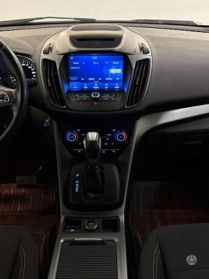 Blue Ford Kuga 2019 in Marijampole, with an engine capacity of 2.00 L and mileage of 122 thousand km for 10850 €, photo 5 on AUTOMOTO.COM.LV