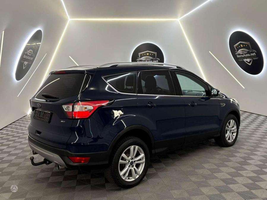 Blue Ford Kuga 2019 in Marijampole, with an engine capacity of 2.00 L and mileage of 122 thousand km for 10850 €, photo 7 on AUTOMOTO.COM.LV