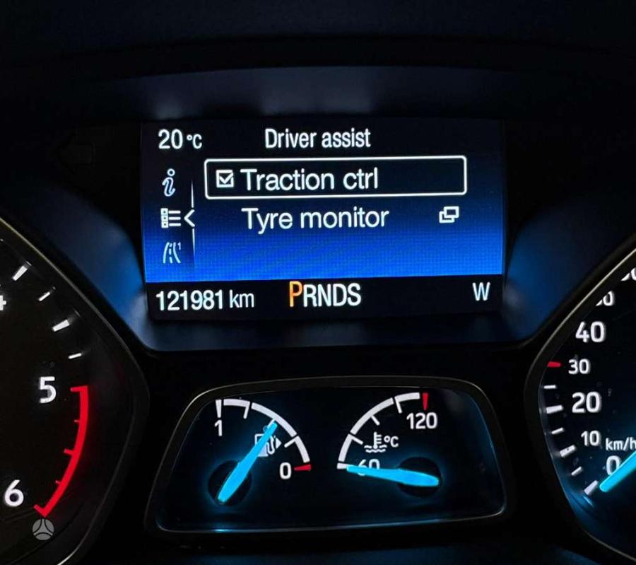 Blue Ford Kuga 2019 in Marijampole, with an engine capacity of 2.00 L and mileage of 122 thousand km for 10850 €, photo 11 on AUTOMOTO.COM.LV