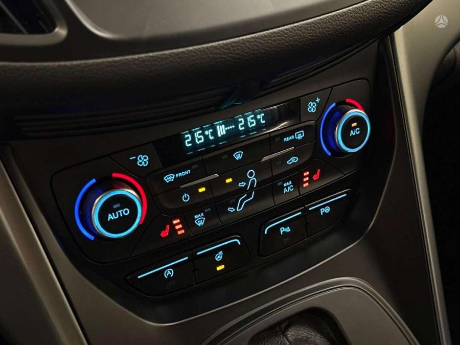 Blue Ford Kuga 2019 in Marijampole, with an engine capacity of 2.00 L and mileage of 122 thousand km for 10850 €, photo 12 on AUTOMOTO.COM.LV