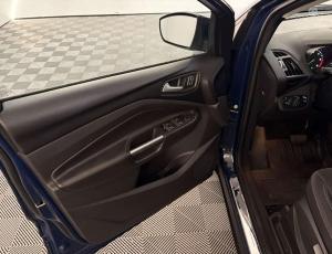 Blue Ford Kuga 2019 in Marijampole, with an engine capacity of 2.00 L and mileage of 122 thousand km for 10850 €, photo 21 on AUTOMOTO.COM.LV