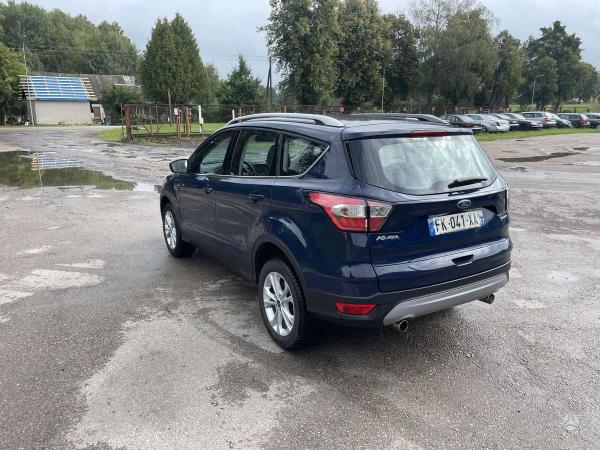 Blue Ford Kuga 2019 in Prienai, with an engine capacity of 1.50 L and mileage of 168 thousand km for 7200 €, photo 6 on AUTOMOTO.COM.LV
