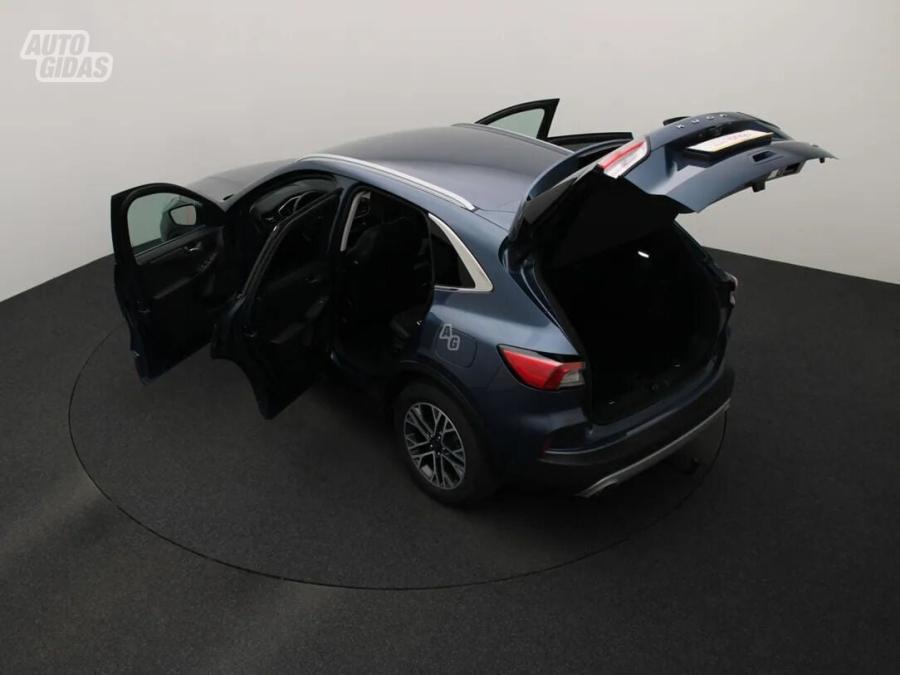 Blue Ford Kuga 2020 in Vilnius, with an engine capacity of 2.50 L and mileage of 157 thousand km for 17499 €, photo 14 on AUTOMOTO.COM.LV
