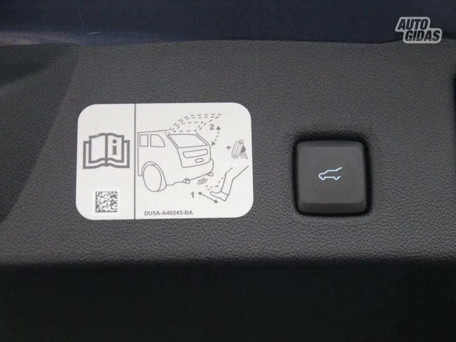 Blue Ford Kuga 2020 in Vilnius, with an engine capacity of 2.50 L and mileage of 157 thousand km for 17499 €, photo 37 on AUTOMOTO.COM.LV