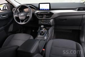 Zils Ford Kuga 2020 Tukums, ar dzinēja tilpumu 2.00 L un nobraukumu 138 tūkst. km par 13500 €, foto 6 vietnē AUTOMOTO.COM.LV