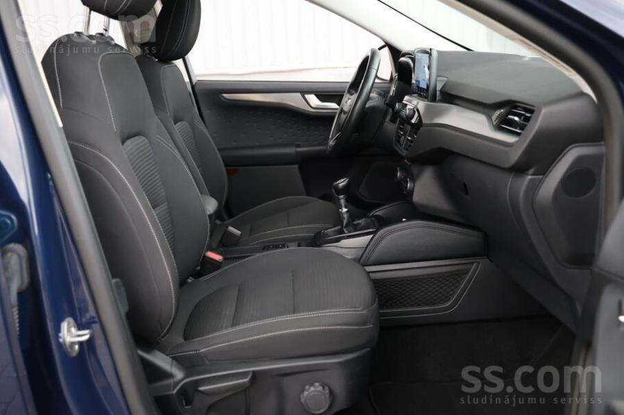 Zils Ford Kuga 2020 Tukums, ar dzinēja tilpumu 2.00 L un nobraukumu 138 tūkst. km par 13500 €, foto 7 vietnē AUTOMOTO.COM.LV