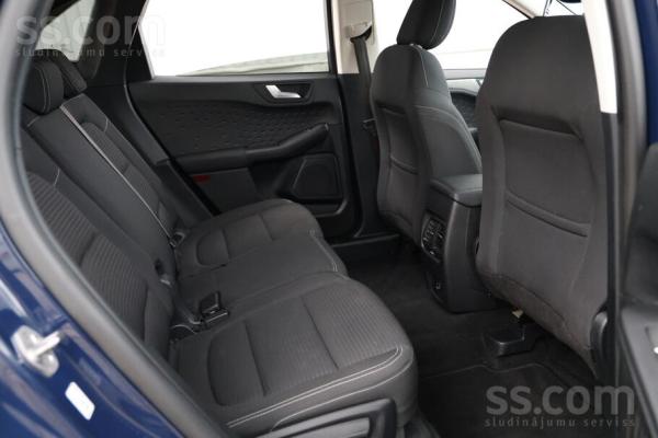 Zils Ford Kuga 2020 Tukums, ar dzinēja tilpumu 2.00 L un nobraukumu 138 tūkst. km par 13500 €, foto 8 vietnē AUTOMOTO.COM.LV