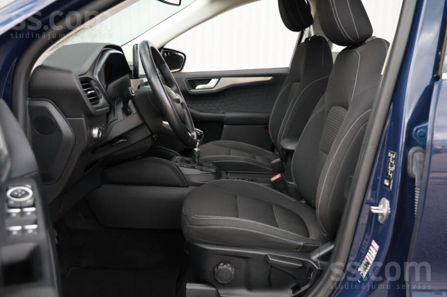 Zils Ford Kuga 2020 Tukums, ar dzinēja tilpumu 2.00 L un nobraukumu 138 tūkst. km par 13500 €, foto 9 vietnē AUTOMOTO.COM.LV