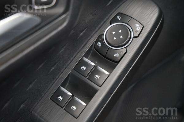 Zils Ford Kuga 2020 Tukums, ar dzinēja tilpumu 2.00 L un nobraukumu 138 tūkst. km par 13500 €, foto 10 vietnē AUTOMOTO.COM.LV