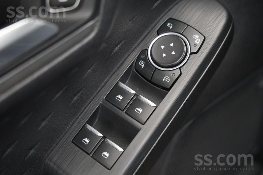 Zils Ford Kuga 2020 Tukums, ar dzinēja tilpumu 2.00 L un nobraukumu 138 tūkst. km par 13500 €, foto 10 vietnē AUTOMOTO.COM.LV