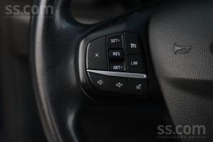 Zils Ford Kuga 2020 Tukums, ar dzinēja tilpumu 2.00 L un nobraukumu 138 tūkst. km par 13500 €, foto 17 vietnē AUTOMOTO.COM.LV