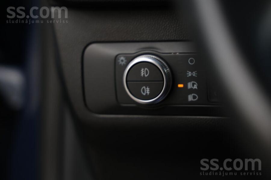 Zils Ford Kuga 2020 Tukums, ar dzinēja tilpumu 2.00 L un nobraukumu 138 tūkst. km par 13500 €, foto 18 vietnē AUTOMOTO.COM.LV