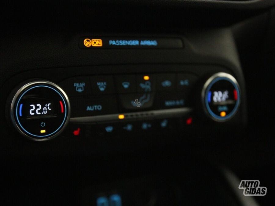 Blue Ford Kuga 2021 in Vilnius, with an engine capacity of 2.50 L and mileage of 190 thousand km for 18999 €, photo 20 on AUTOMOTO.COM.LV