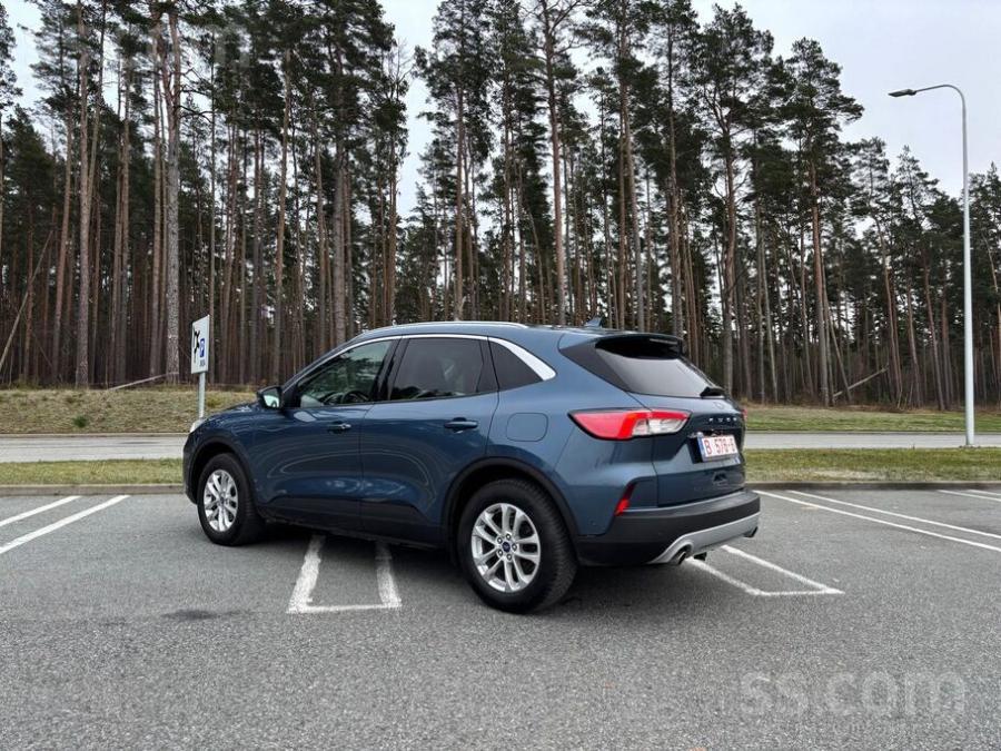 Zils Ford Kuga 2021 Rīga, ar dzinēja tilpumu 2.50 L un nobraukumu 101 tūkst. km par 19600 €, foto 4 vietnē AUTOMOTO.COM.LV