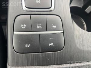 Zils Ford Kuga 2021 Rīga, ar dzinēja tilpumu 2.50 L un nobraukumu 101 tūkst. km par 19600 €, foto 10 vietnē AUTOMOTO.COM.LV