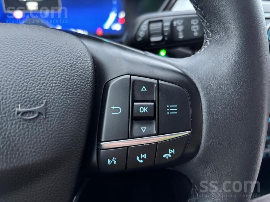 Zils Ford Kuga 2021 Rīga, ar dzinēja tilpumu 2.50 L un nobraukumu 101 tūkst. km par 19600 €, foto 14 vietnē AUTOMOTO.COM.LV
