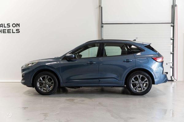Blue Ford Kuga 2021 in Vilnius, with an engine capacity of 2.49 L and mileage of 92 thousand km for 22500 €, photo 4 on AUTOMOTO.COM.LV