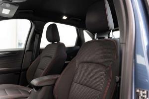 Zils Ford Kuga 2021 Viļņa, ar dzinēja tilpumu 2.49 L un nobraukumu 92 tūkst. km par 22500 €, foto 13 vietnē AUTOMOTO.COM.LV