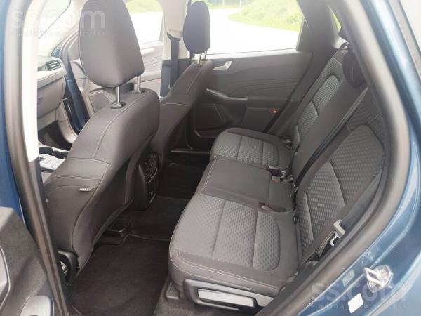 Blue Ford Kuga 2021 in Riga, with an engine capacity of 2.00 L and mileage of 67 thousand km for 16240 €, photo 4 on AUTOMOTO.COM.LV
