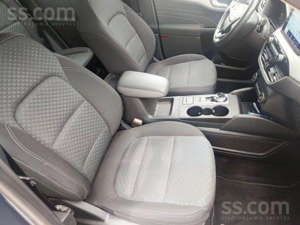 Blue Ford Kuga 2021 in Riga, with an engine capacity of 2.00 L and mileage of 67 thousand km for 16240 €, photo 8 on AUTOMOTO.COM.LV