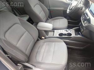 Blue Ford Kuga 2021 in Riga, with an engine capacity of 2.00 L and mileage of 67 thousand km for 16240 €, photo 9 on AUTOMOTO.COM.LV