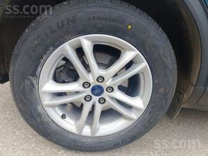 Blue Ford Kuga 2021 in Riga, with an engine capacity of 2.00 L and mileage of 67 thousand km for 16240 €, photo 11 on AUTOMOTO.COM.LV