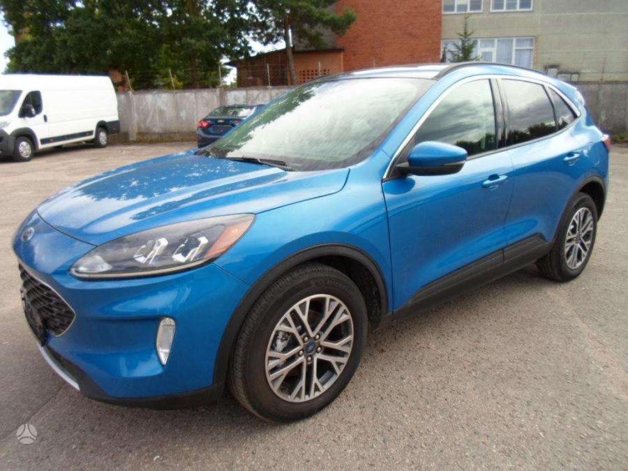 Blue Ford Kuga 2021 in Siauliai, with an engine capacity of 2.00 L and mileage of 65 thousand km for 16200 €, photo 14 on AUTOMOTO.COM.LV