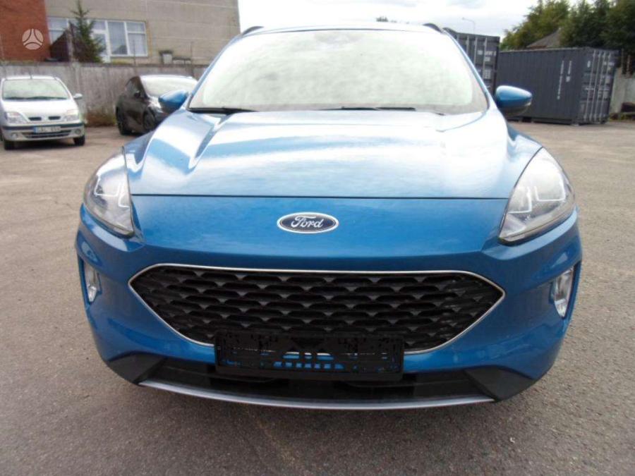 Blue Ford Kuga 2021 in Siauliai, with an engine capacity of 2.00 L and mileage of 65 thousand km for 16200 €, photo 16 on AUTOMOTO.COM.LV