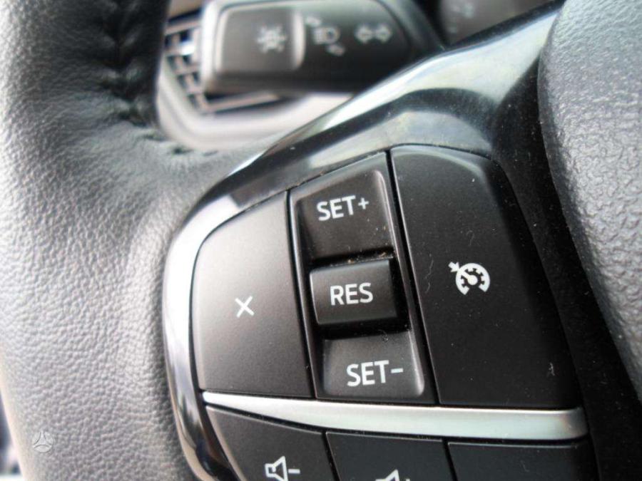 Blue Ford Kuga 2021 in Siauliai, with an engine capacity of 2.00 L and mileage of 65 thousand km for 16200 €, photo 24 on AUTOMOTO.COM.LV