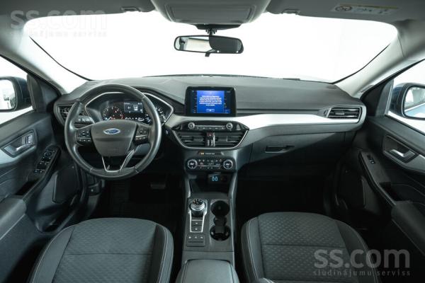 Zils Ford Kuga 2021 Rīga, ar dzinēja tilpumu 2.00 L un nobraukumu 70 tūkst. km par 16990 €, foto 6 vietnē AUTOMOTO.COM.LV