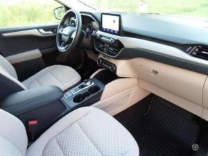 Zils Ford Kuga 2021 Šauļi, ar dzinēja tilpumu 1.50 L un nobraukumu 90 tūkst. km par 14200 €, foto 22 vietnē AUTOMOTO.COM.LV