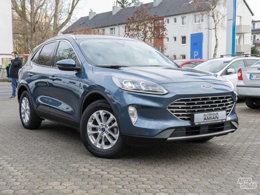 Blue Ford Kuga 2022 in Kaunas, with an engine capacity of 2.50 L and mileage of 48 thousand km for 29085 €, photo 3 on AUTOMOTO.COM.LV