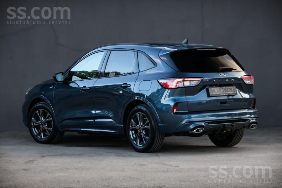 Blue Ford Kuga 2022 in Jelgava, with an engine capacity of 1.50 L and mileage of 178 thousand km for 15000 €, photo 10 on AUTOMOTO.COM.LV