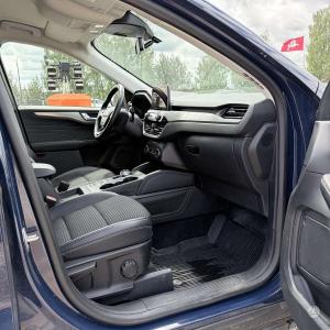 Blue Ford Kuga 2022 in Vilnius, with an engine capacity of 1.50 L and mileage of 175 thousand km for 13500 €, photo 13 on AUTOMOTO.COM.LV