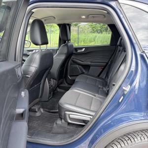 Blue Ford Kuga 2022 in Vilnius, with an engine capacity of 1.50 L and mileage of 175 thousand km for 13500 €, photo 16 on AUTOMOTO.COM.LV