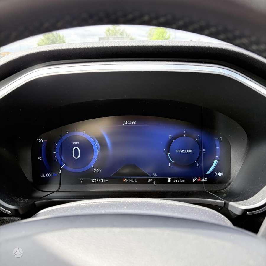 Blue Ford Kuga 2022 in Vilnius, with an engine capacity of 1.50 L and mileage of 175 thousand km for 13500 €, photo 20 on AUTOMOTO.COM.LV