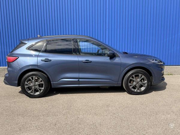Zils Ford Kuga 2022 Kauņa, ar dzinēja tilpumu 2.49 L un nobraukumu 128 tūkst. km par 19900 €, foto 8 vietnē AUTOMOTO.COM.LV