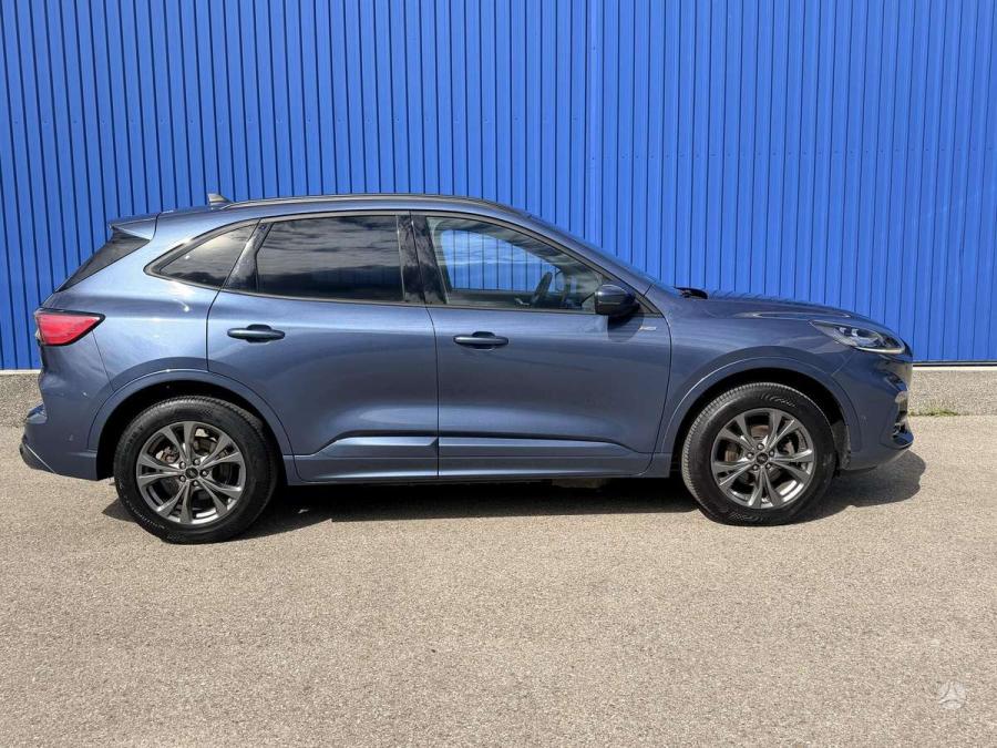 Zils Ford Kuga 2022 Kauņa, ar dzinēja tilpumu 2.49 L un nobraukumu 128 tūkst. km par 19900 €, foto 8 vietnē AUTOMOTO.COM.LV