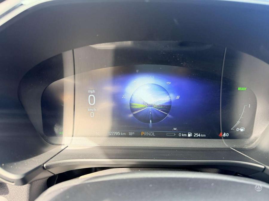 Zils Ford Kuga 2022 Kauņa, ar dzinēja tilpumu 2.49 L un nobraukumu 128 tūkst. km par 19900 €, foto 31 vietnē AUTOMOTO.COM.LV