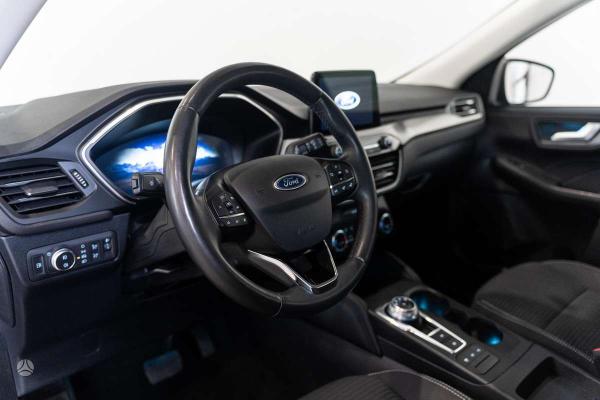 Ford Kuga 2022 Viļņa vietnē Zils Ford Kuga 2022 Viļņa, ar dzinēja tilpumu 2.49 L un nobraukumu 63 tūkst. km par 18900 €, foto 11 vietnē AUTOMOTO.COM.LV
