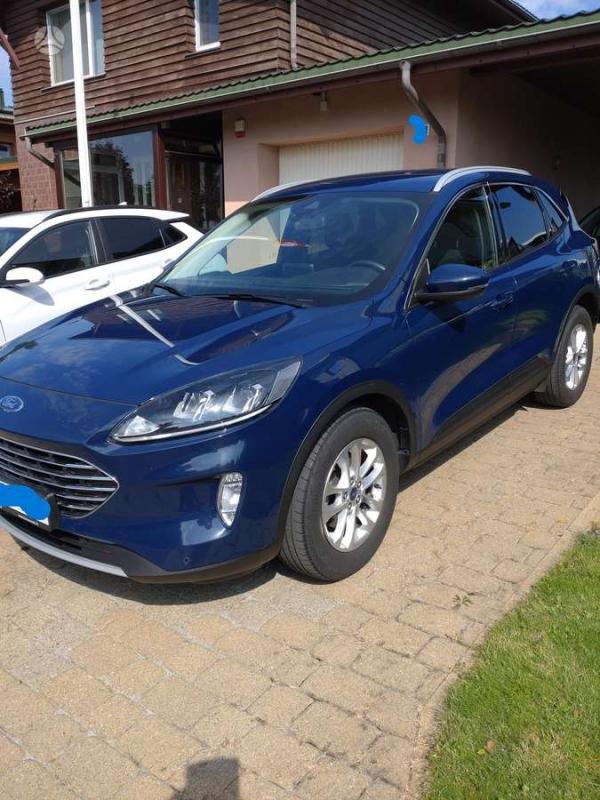 Zils Ford Kuga 2023 Viļņa, ar dzinēja tilpumu 1.50 L un nobraukumu 47 tūkst. km par 20499 €, foto 1 vietnē AUTOMOTO.COM.LV