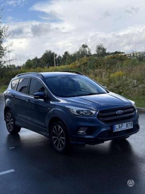 Blue Ford Kuga 2019 in Vilnius, with an engine capacity of 2.20 L and mileage of 129 thousand km for 12000 €, photo  on AUTOMOTO.COM.LV