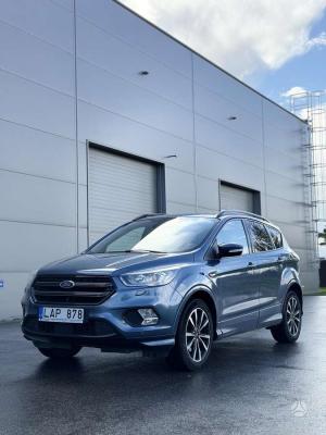 Blue Ford Kuga 2019 in Vilnius, with an engine capacity of 2.20 L and mileage of 129 thousand km for 12000 €, photo 3 on AUTOMOTO.COM.LV