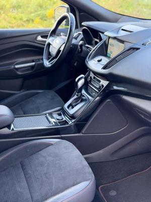 Blue Ford Kuga 2019 in Vilnius, with an engine capacity of 2.20 L and mileage of 129 thousand km for 12000 €, photo 8 on AUTOMOTO.COM.LV